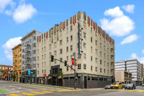 Photo Gallery | The Embassy Hotel